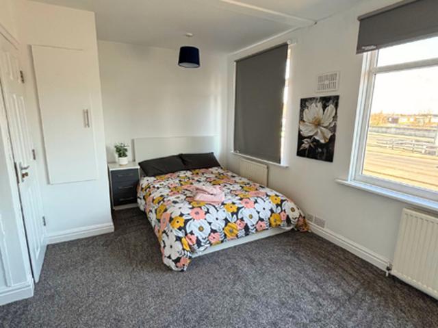 Room 4, 26 Balby Road DN4, Room to rent, £520 pcm | PrimeLocation