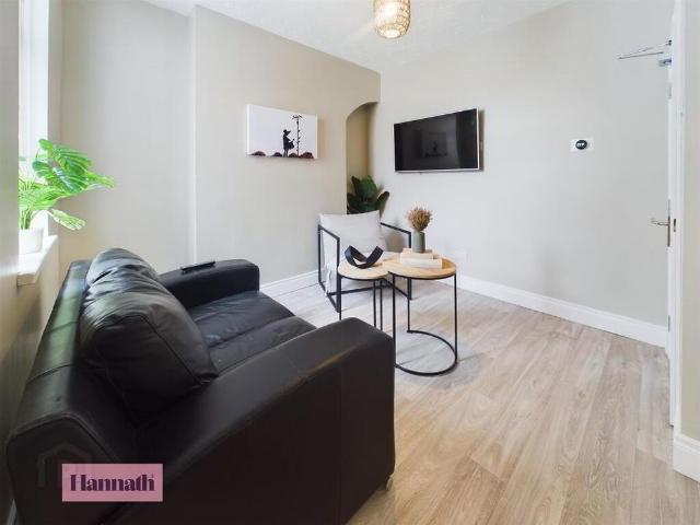 Room 4, 46 Portmore Street, Portadown, Craigavon, BT62 3NF