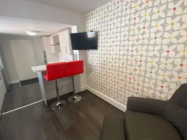 Room 4