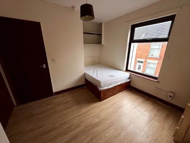Room 4, College Street, GRANTHAM, NG31 6HG, Property for rent