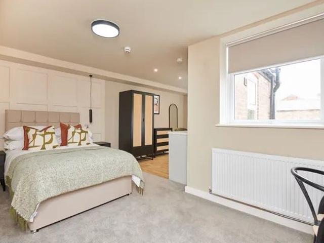 Room 4, Chandos street NG4 2LS, Property for rent