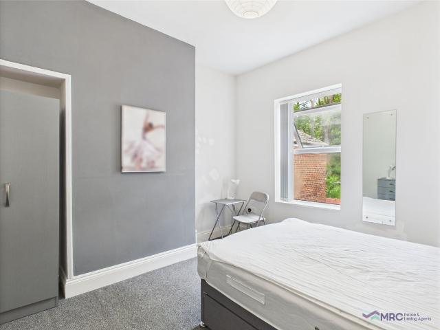 Room 4, Kingsbench Street, Hull HU3, Room to rent, £450 pcm | PrimeLocation
