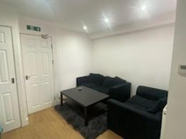 Room 4, Harley Street, Coventry