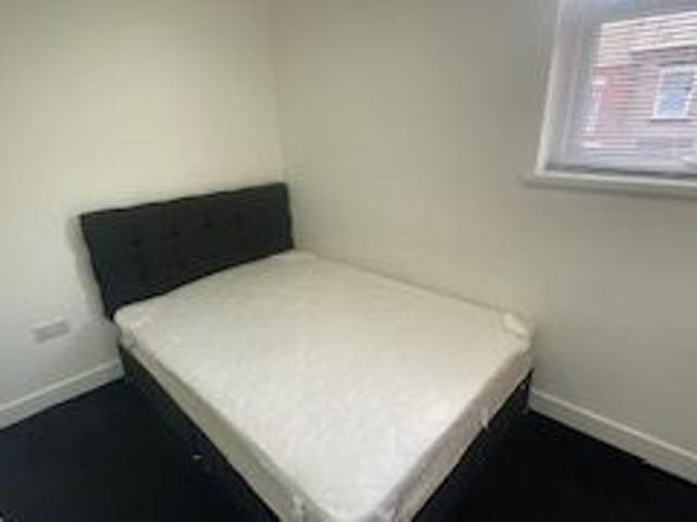 Room 4, Harley Street, Coventry CV2, Room to rent, £500 pcm | PrimeLocation