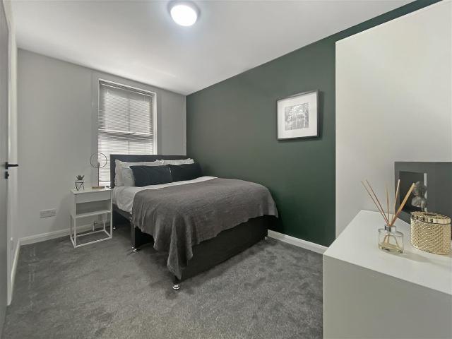 Room 4, Military Road, Colchester CO1, Room to rent, £850 pcm | PrimeLocation