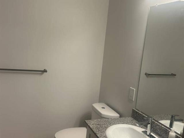 Room 4 Rent Available Now
