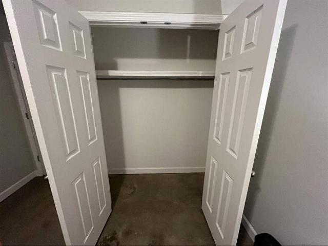 ROOM 4 RENT