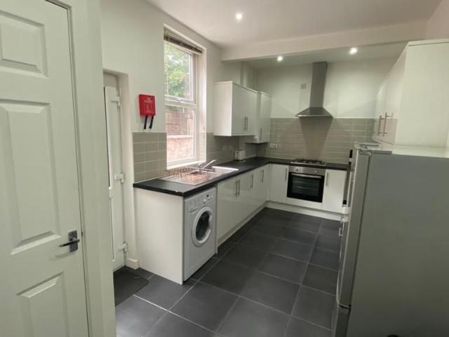Room 4, Walsgrave Road, Coventry CV2, Room to rent, £495 pcm | PrimeLocation