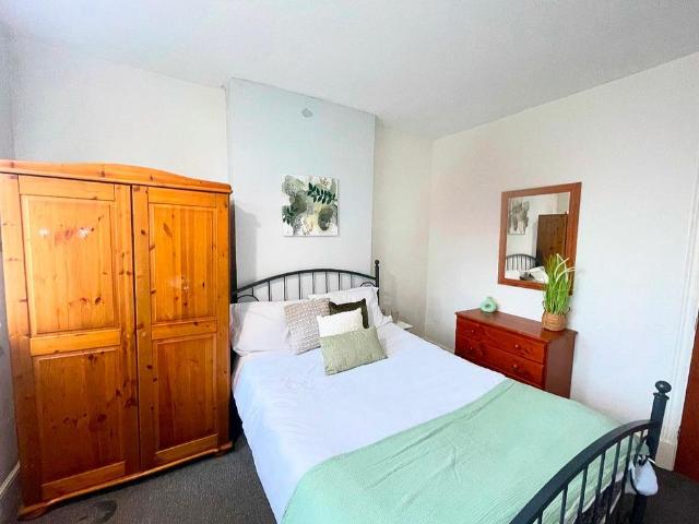 Room 4 – Welford Road, LE2 6BH