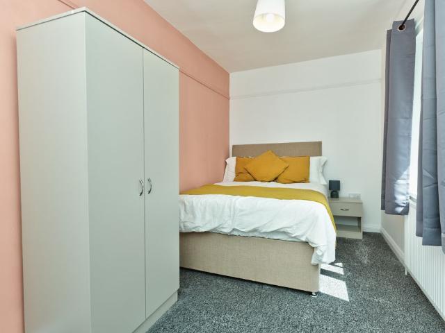 Room 4, Wingfield Close, Shrewsbury, Shropshire SY1, 5 bed property to rent, £595 pcm | PrimeLocation