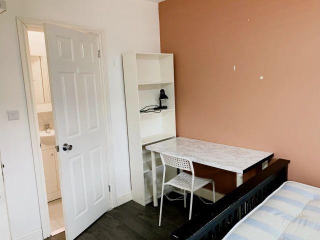 room 5