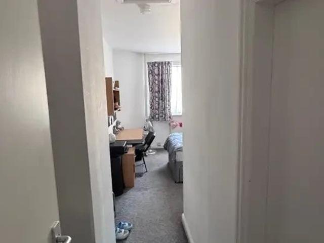 Room 5