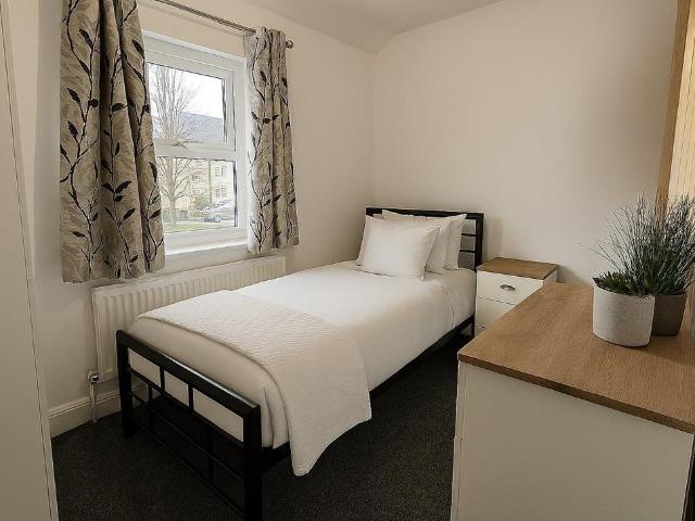 Room 5, 53 Canterbury Street, Cambridge