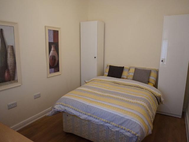 Room 5 @ 67 69 Edleston Road, Crewe CW2, 6 bed shared accommodation to rent, £450 pcm | PrimeLocation