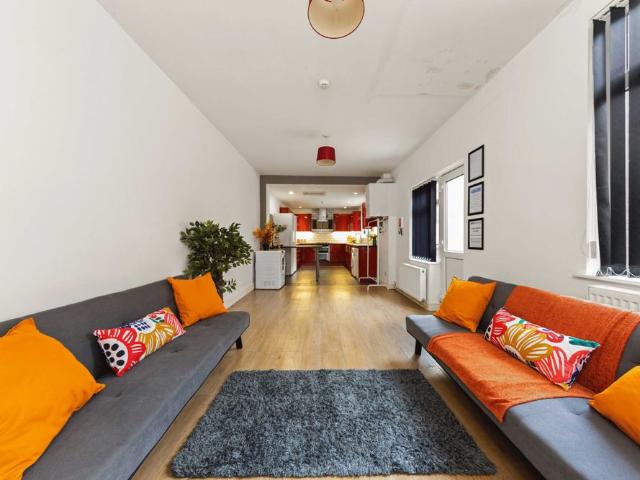 Room 5 – Coventry