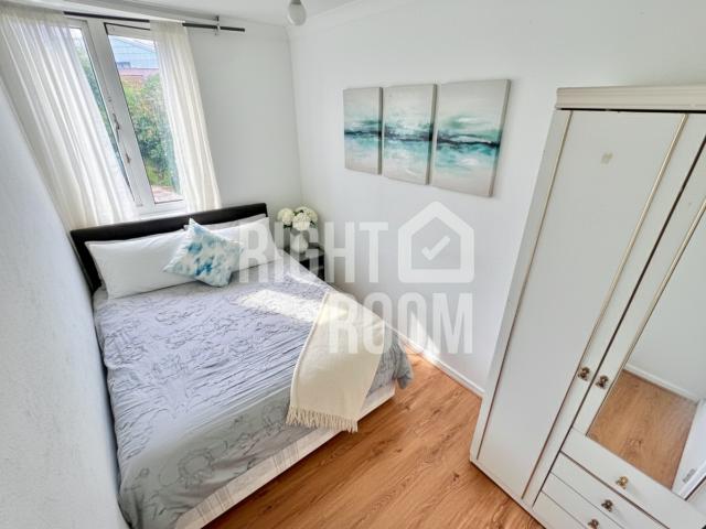 Room 5, Goodinge Close, London N7, Room to rent, £750 pcm | PrimeLocation