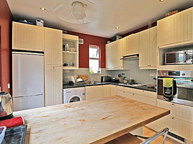 Room 5 Grafton Road, Bedford MK40, 1 bed terraced house to rent, £550 pcm | PrimeLocation
