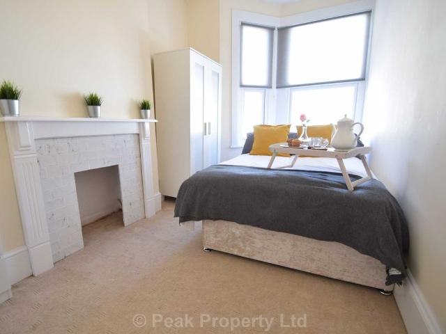 Room 5 Hillcrest Road, Southend On Sea SS1, Room to rent, £525 pcm | PrimeLocation
