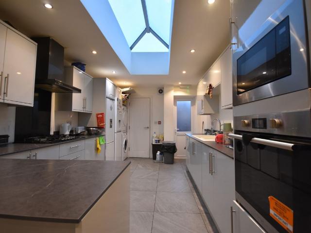 Room 5 Of 5, Marlborough Road, Coventry CV2, Room to rent, £500 pcm | PrimeLocation