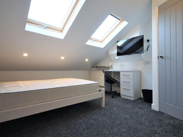 Room 5 Of 5, Orwell Road, Coventry CV1, Room to rent, £500 pcm | PrimeLocation