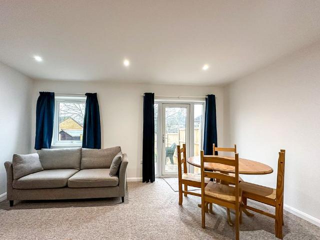 Room 5, Sherbourne Court, Cambridge