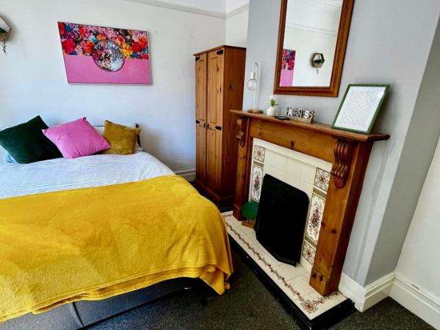 Room 5 – Welford Road, LE2 6BH