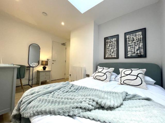 Room 6, 110 Aspect Point, Peterborough PE1, Room to rent, £600 pcm | PrimeLocation