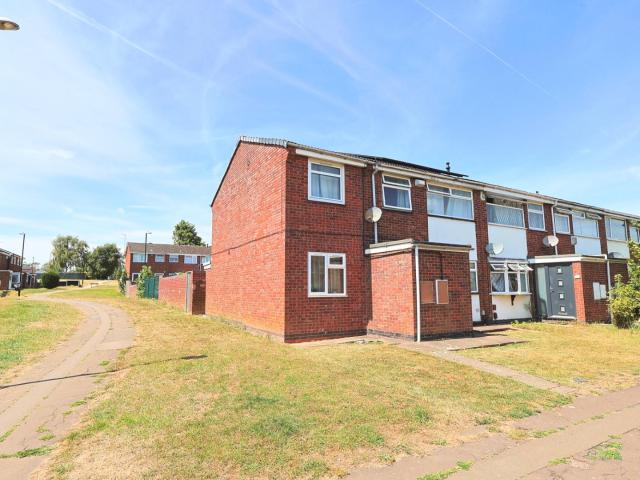 Room 6 19 Tarrant Walk Walsgrave, Coventry West Midlands CV2 2JJ BILLS AND WIFI INCLUDED