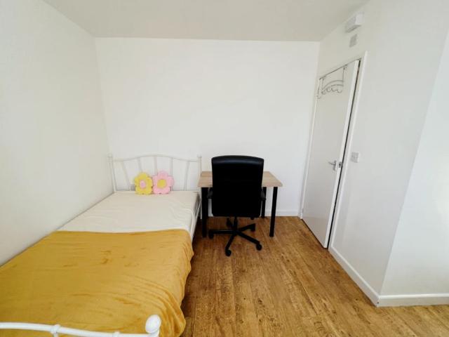 room 6