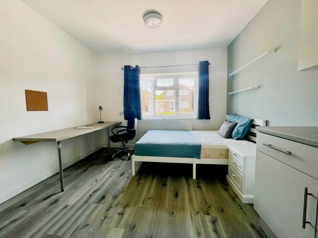 room 6