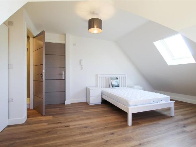 Room 6, High Street, Cherry Hinton, Cambridge