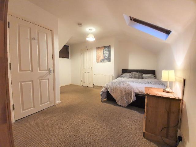 Room 6, Semilong Road NN2, Room to rent, £550 pcm | PrimeLocation