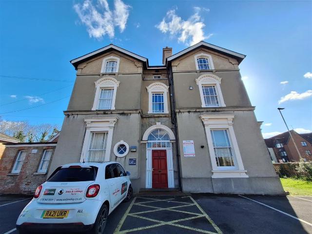 Room 8, 45 Upper Redlands Road RG1, Room to rent, £700 pcm | PrimeLocation