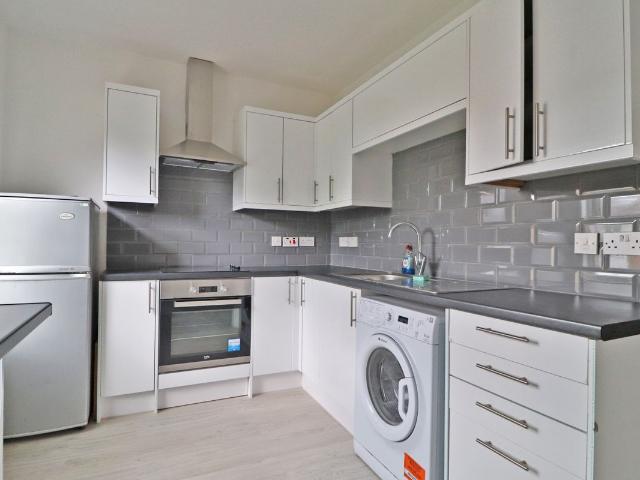 Room 9 Chaucer Road, Bedford MK40, Room to rent, £450 pcm | PrimeLocation