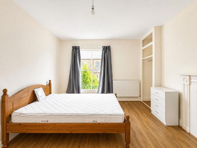 Room 9, Bateman Street, Cambridge