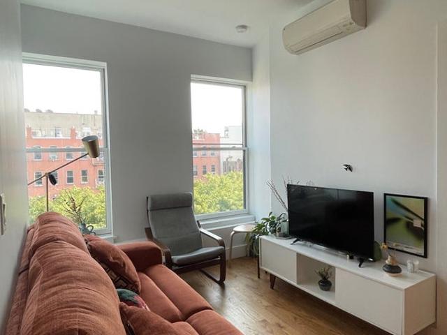 Roommate to resign 1 year lease