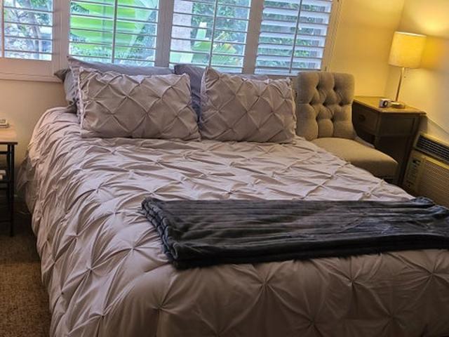 Roommate to share West Hollywood condo