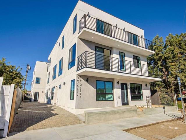 Roommate Wanted $1000/Month rent North Hollywood