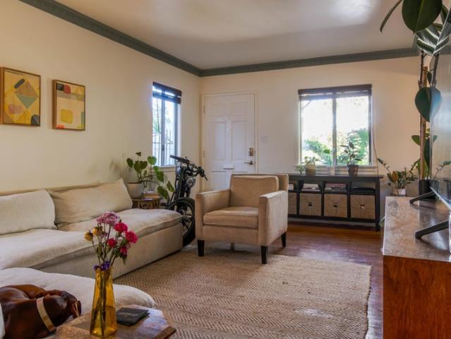 Roommate wanted!