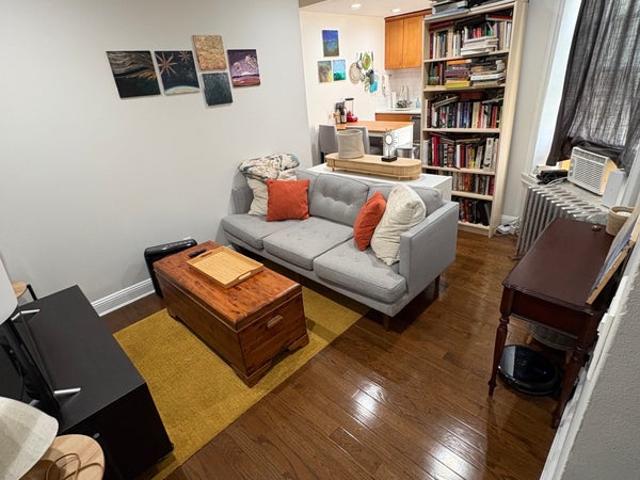 Roommate Wanted 2BR Apartment in Kensington