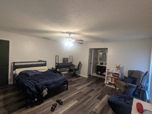 Roommate wanted
