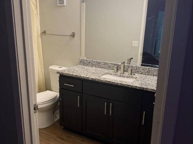 Roommate wanted