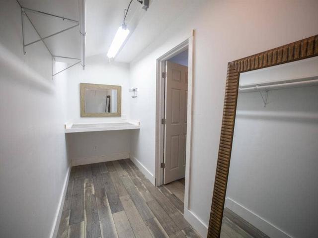 Roommate wanted