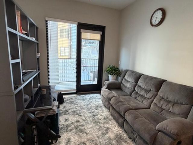 Roommate Wanted – Fully Furnished Studio Near Vanderbilt University Available from August