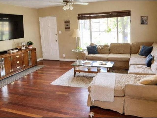 Roommate wanted in tempe!
