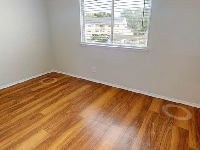 Roommate Wanted! | OB Area | Private Bed & Bath
