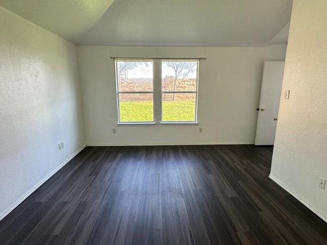 Roommate wanted Little Elm July