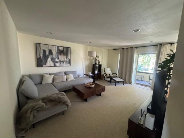 Roommate Wanted – Palo Alto/Mountain View Area