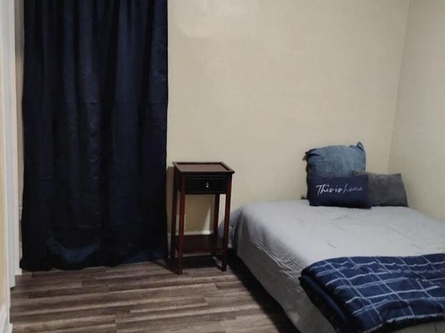 Roommate wanted Tipphill apt