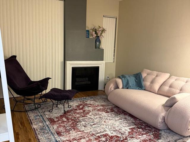 Roommate for 2 Bed/2 Bath in Sherman Oaks